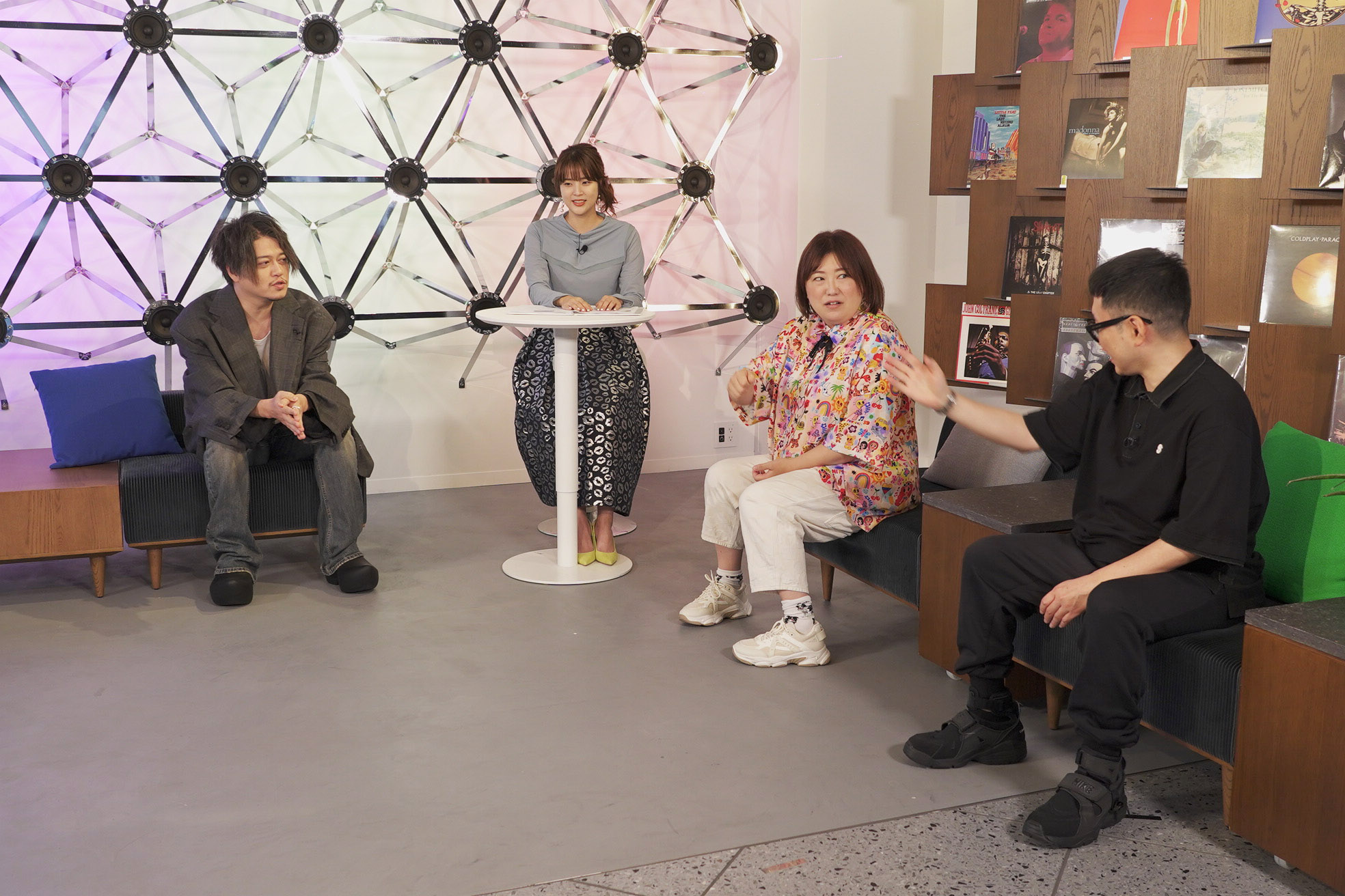 吉本の本気戦略バラエティ「エンタメ未来戦略仮」ゲストにテクノロジーと音楽を組み合わせた「アンドロイド・オペラ」などで世界から注目を集める音楽家・渋谷慶一郎が登場！ さらにビルボードジャパン 